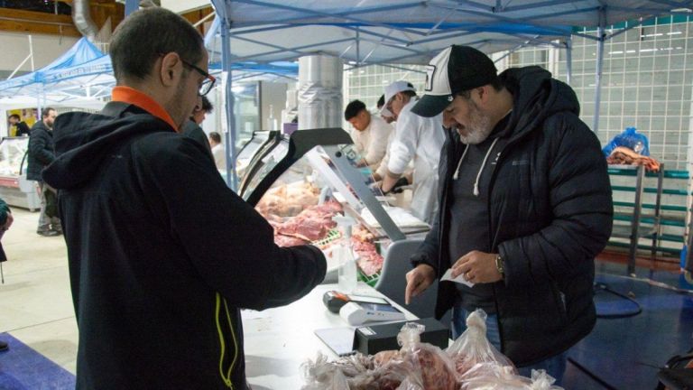 Se realizó la 30° edición de “El Mercado en Tu Barrio” | Sur54.com ...