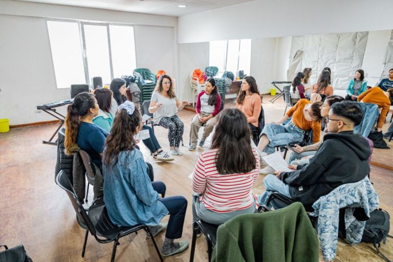 Más de 400 alumnos disfrutan de la oferta recreativa y cultural del ...