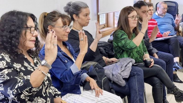 Continúan los talleres de herramientas básicas para la comunicación con ...